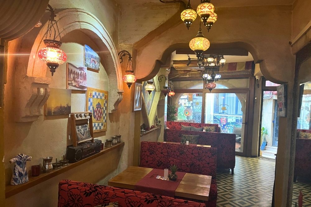 Sultanahmet’s Hidden Gem: An Evening at Harab'be Cafe